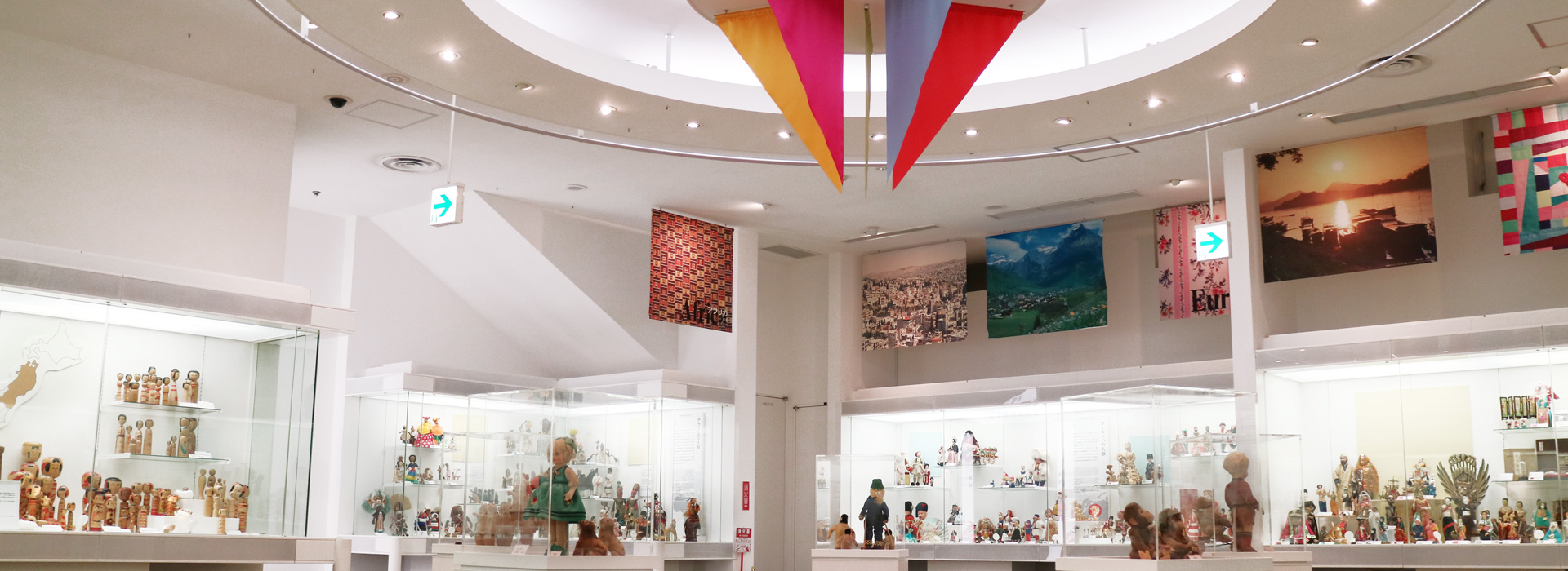 YOKOHAMA DOLL MUSEUM